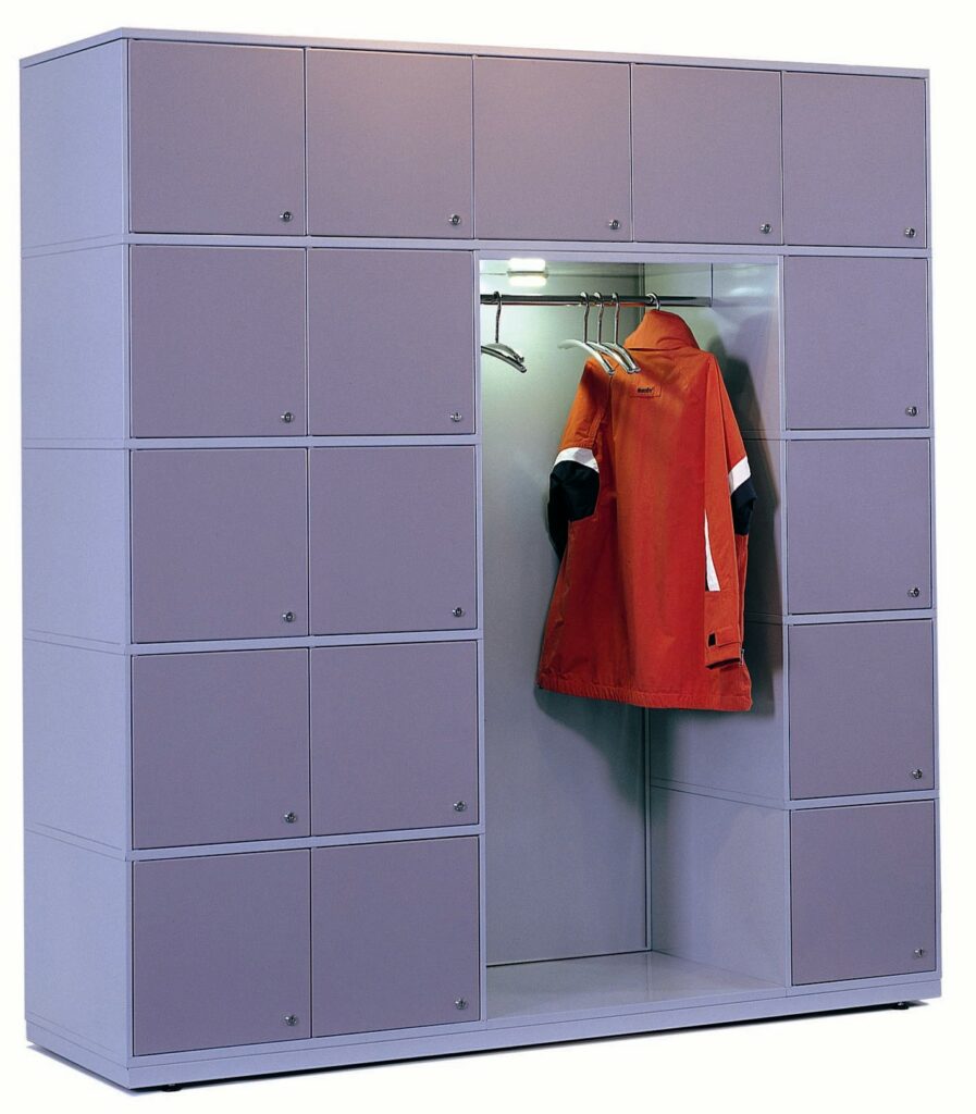 Locker met kapstok: een ideaal kluisje voor ruimtebesparing